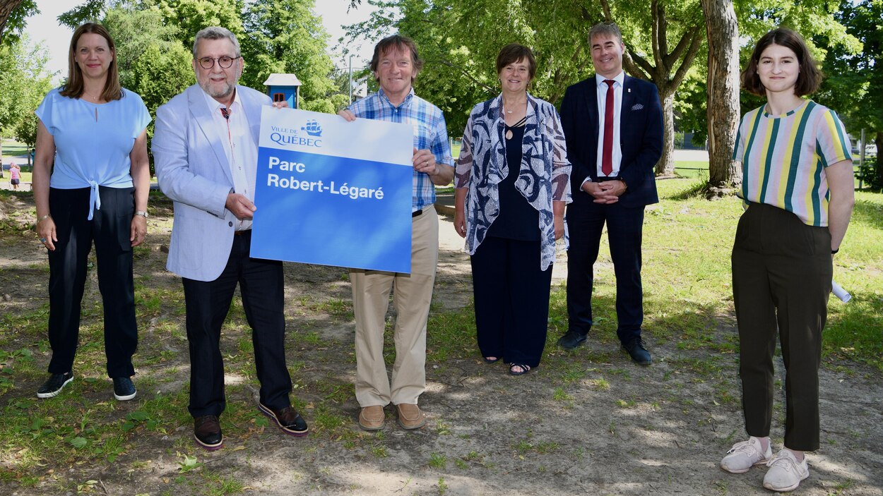 Un parc de Neufchâtel nommé en l’honneur de Robert Légaré | Radio-Canada