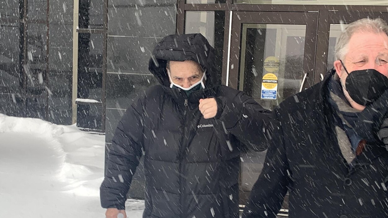 L’ex-enseignant Paul J. Maillet subira son procès en janvier 2025 ...