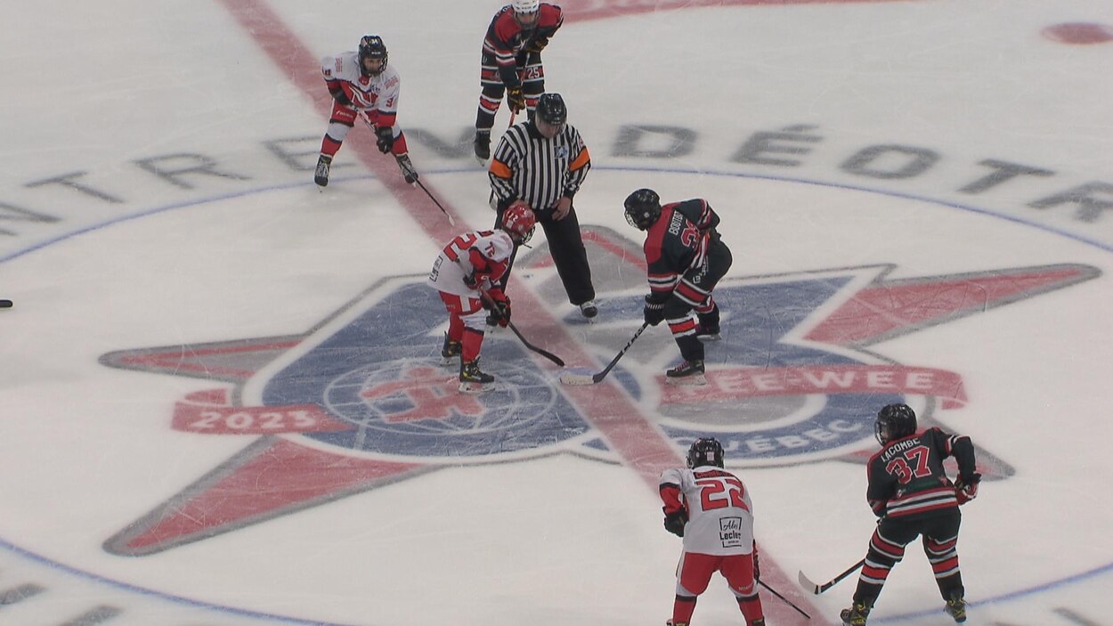 Le 63e tournoi pee-wee de Québec commence | Radio-Canada