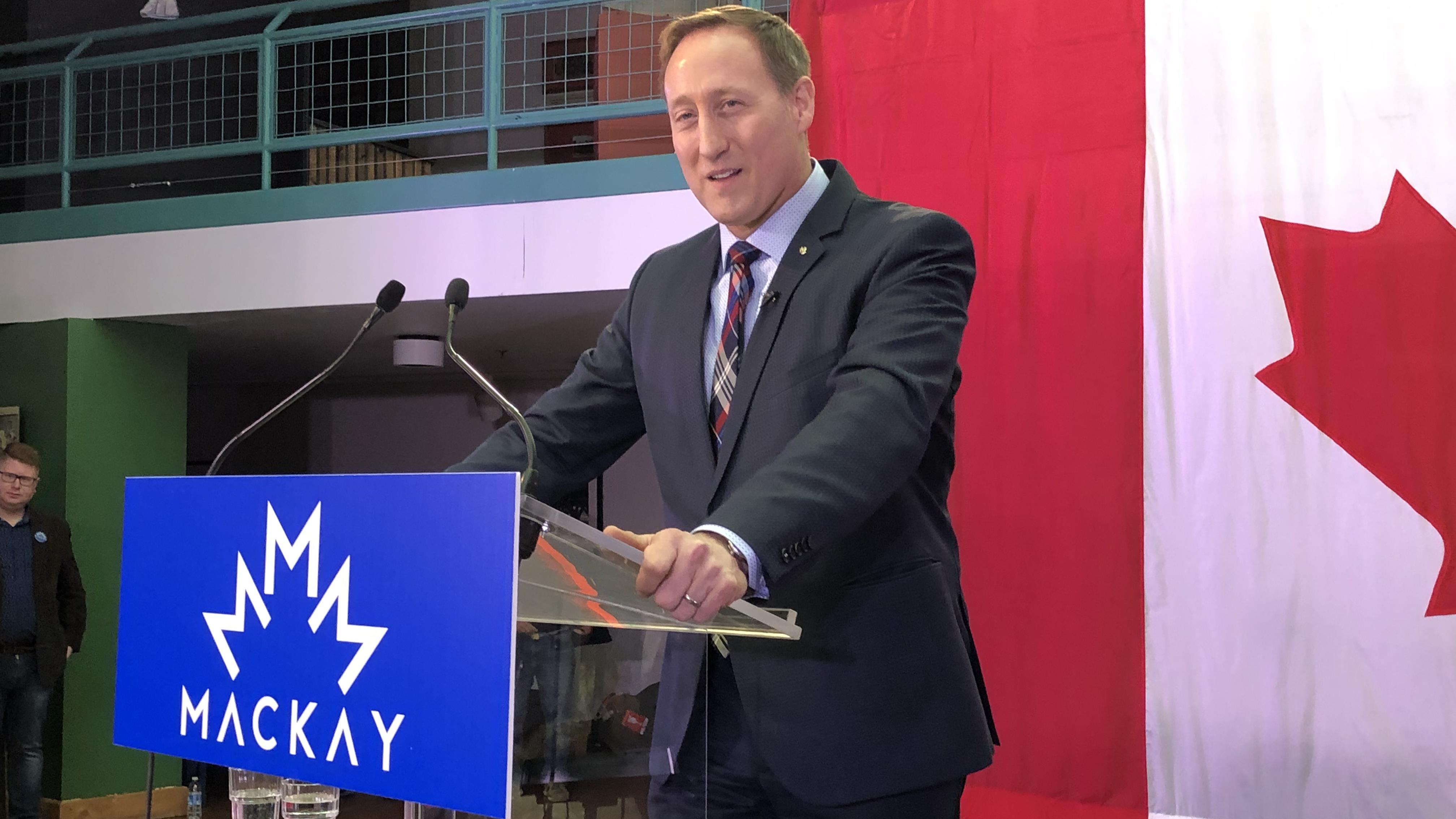 Peter MacKay officiellement dans la course à la direction du PC | OHdio ...