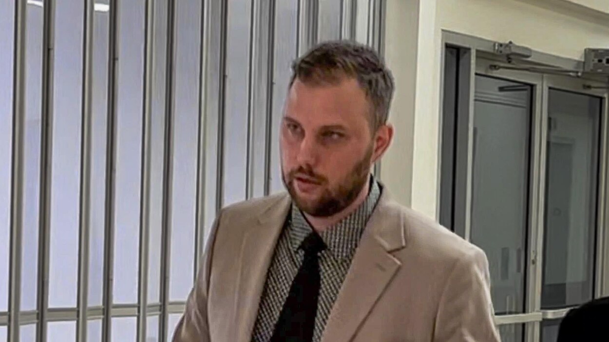 Le policier Pierrick Caron condamné à 4 mois d’emprisonnement pour ...