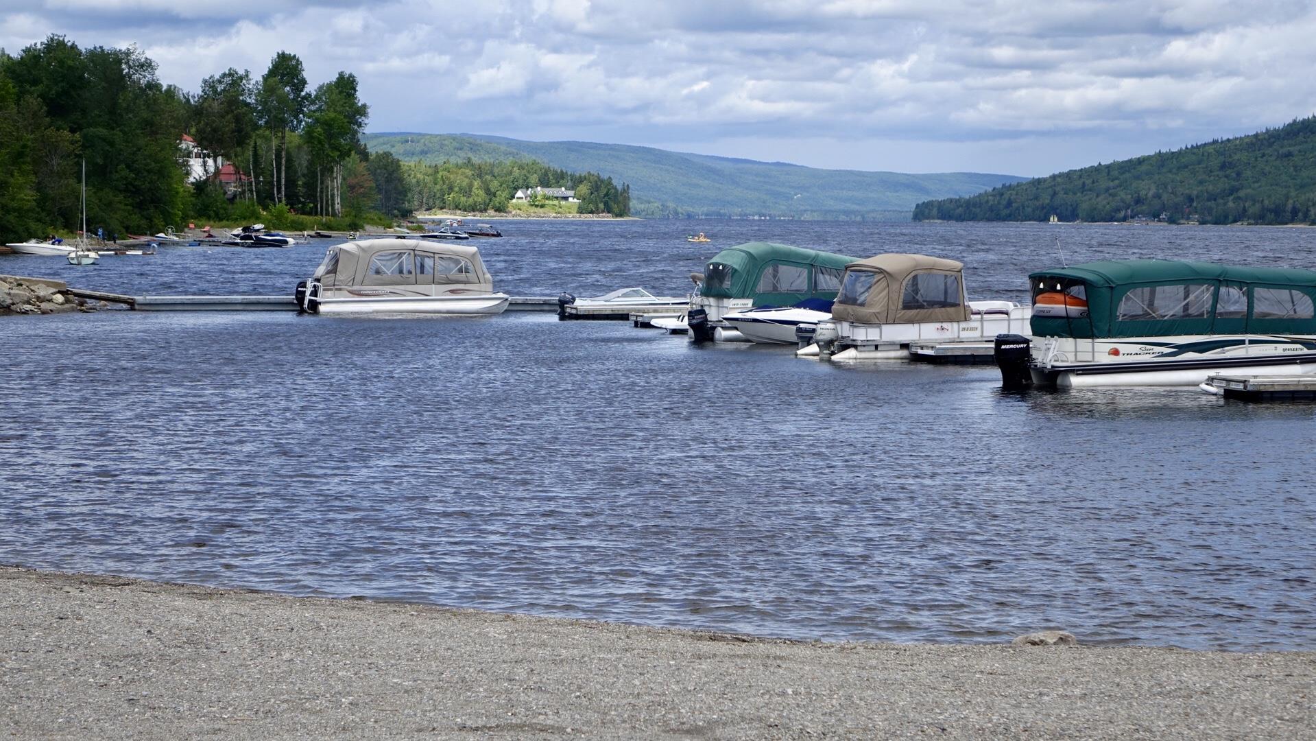 Pohénégamook met en place de nouvelles mesures pour protéger son lac ...