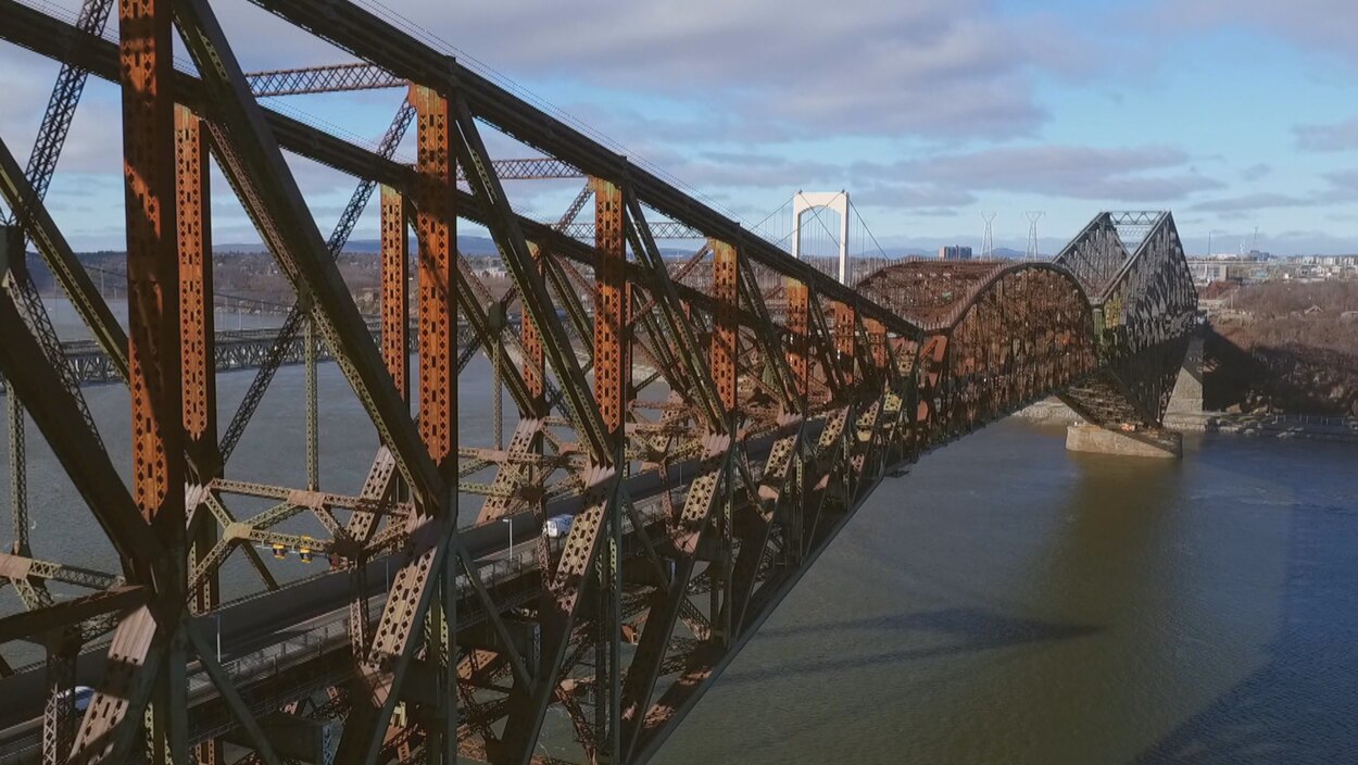 Le dossier du pont de Québec avance, dit Ottawa | Radio-Canada