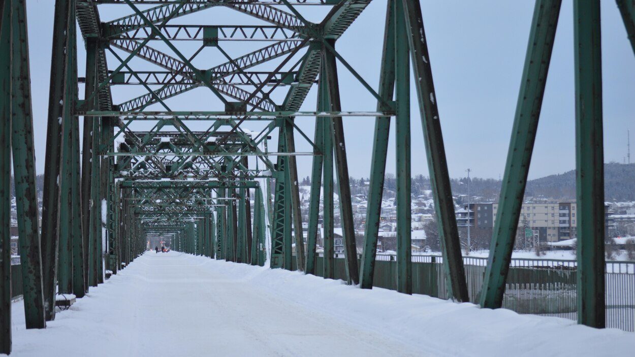 Les soumissions pour les travaux sur le pont de Sainte-Anne en cours d ...