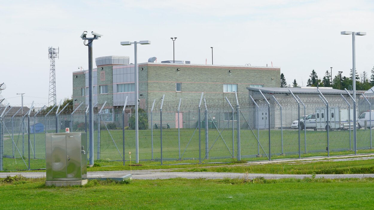 Un trousseau de clés égaré à la prison de Rimouski | Radio-Canada