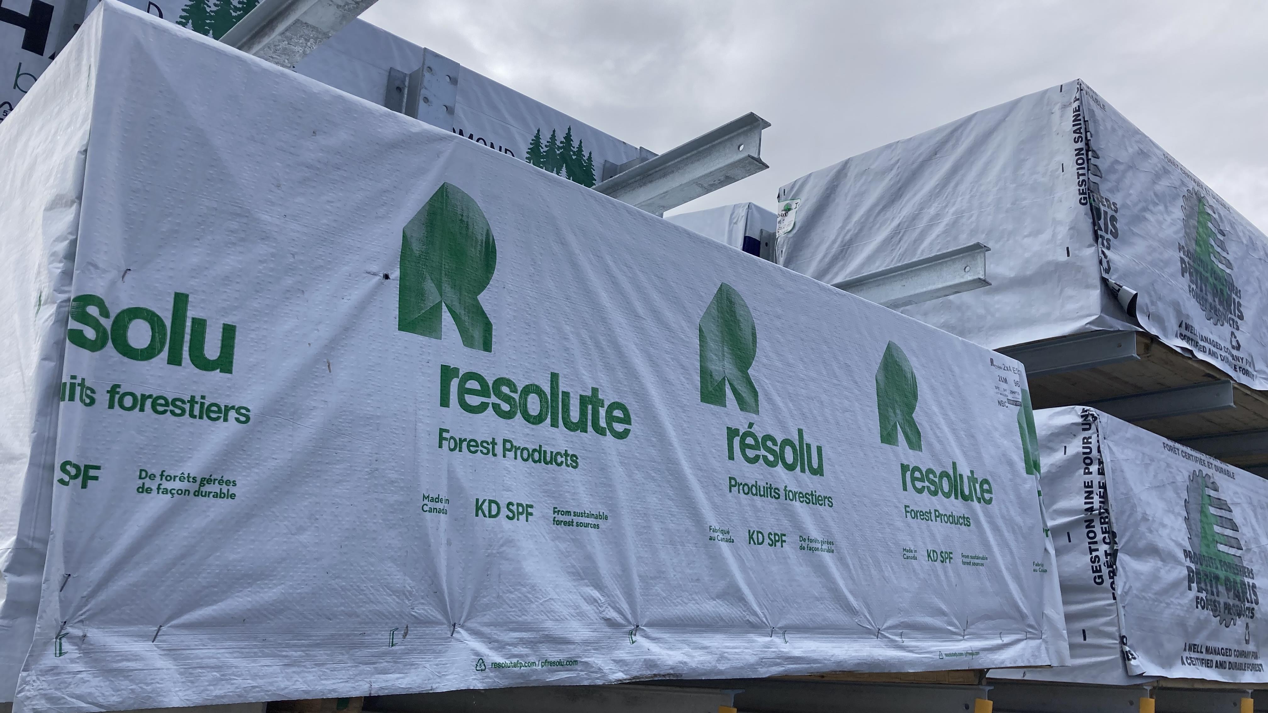 Domtar acquiert Produits forestiers Résolu | OHdio | Radio-Canada