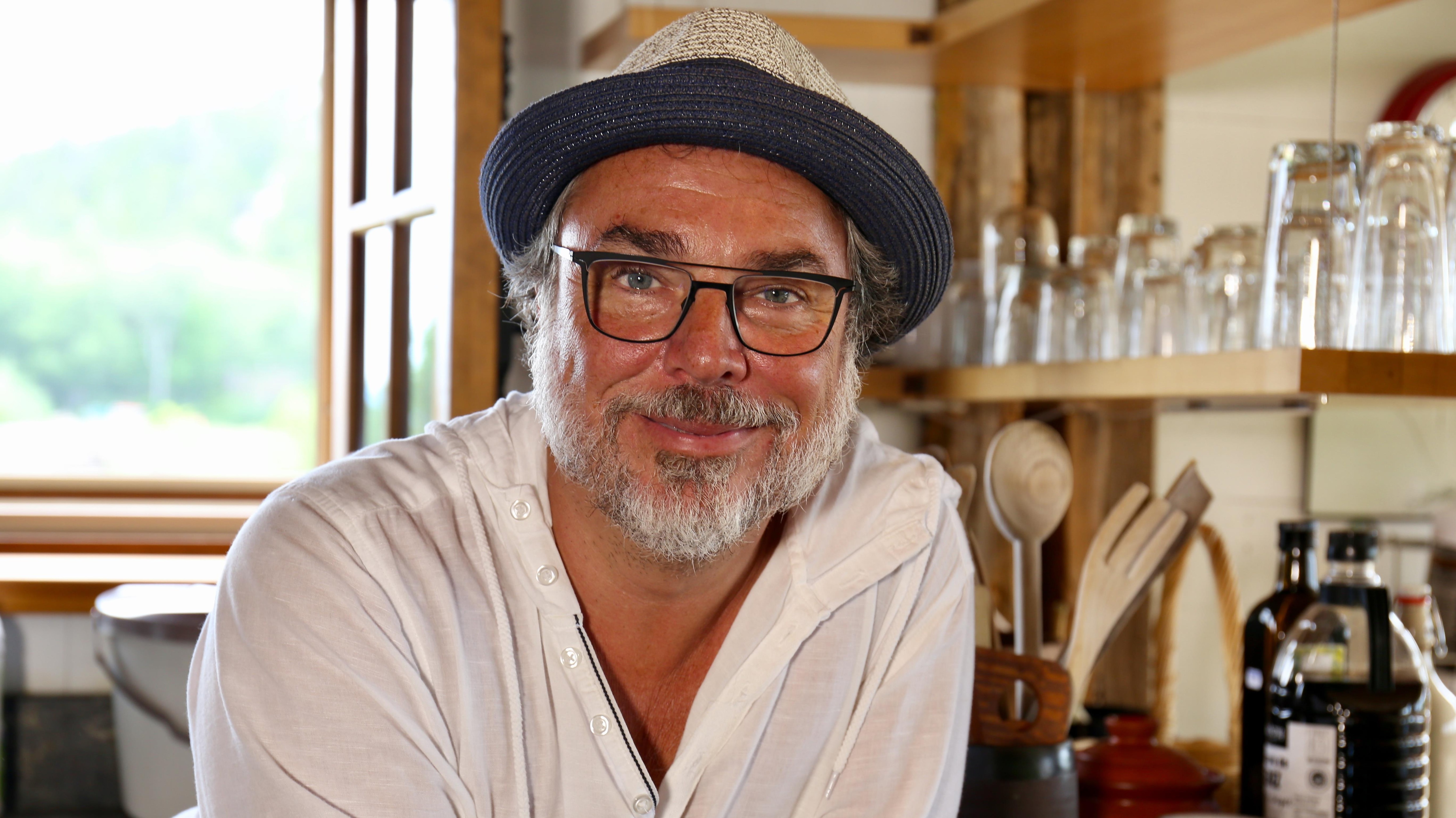 Christian Curieux Bégin présente la 12e saison de "Curieux Bégin ...