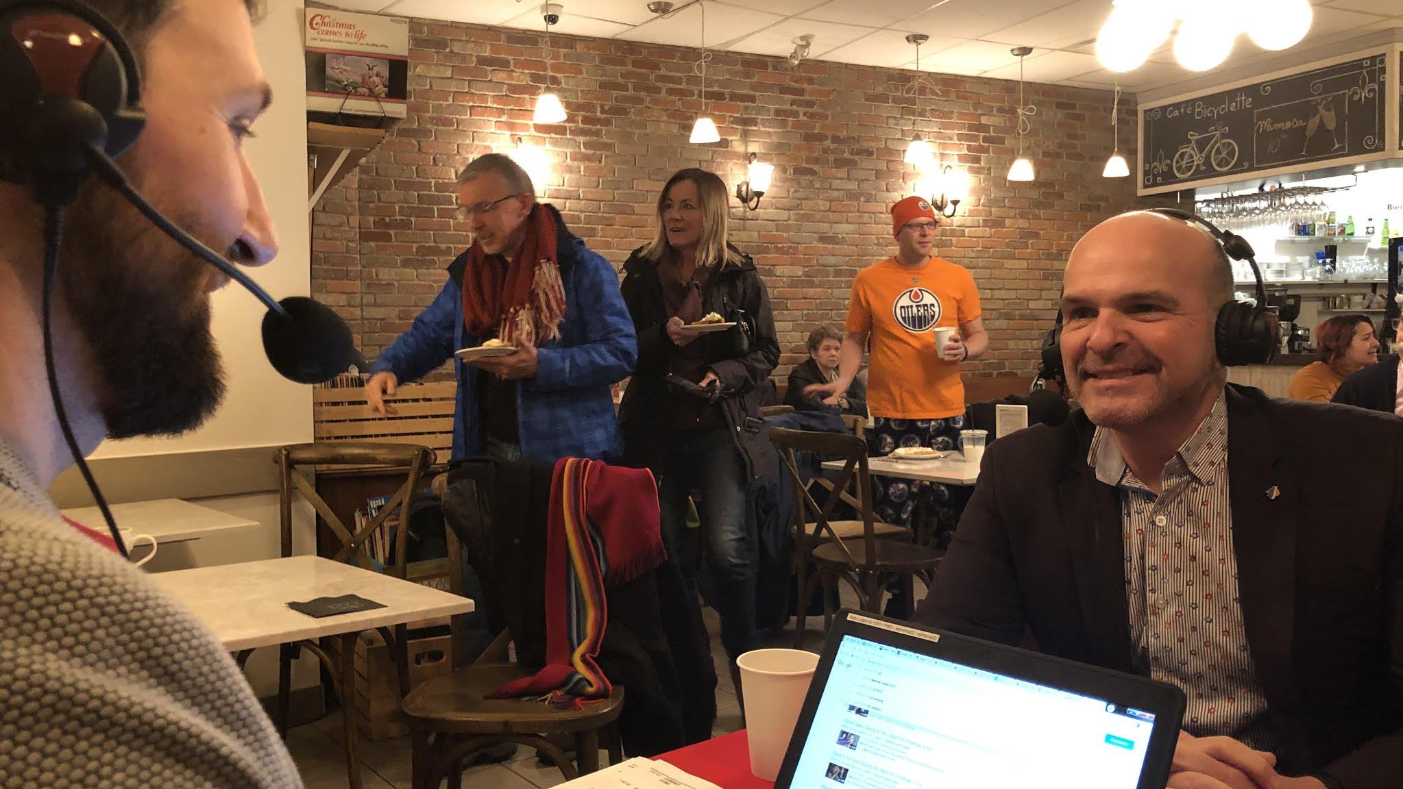 Citoyen en résidence : la vie de Randy Boissonnault après la politique ...