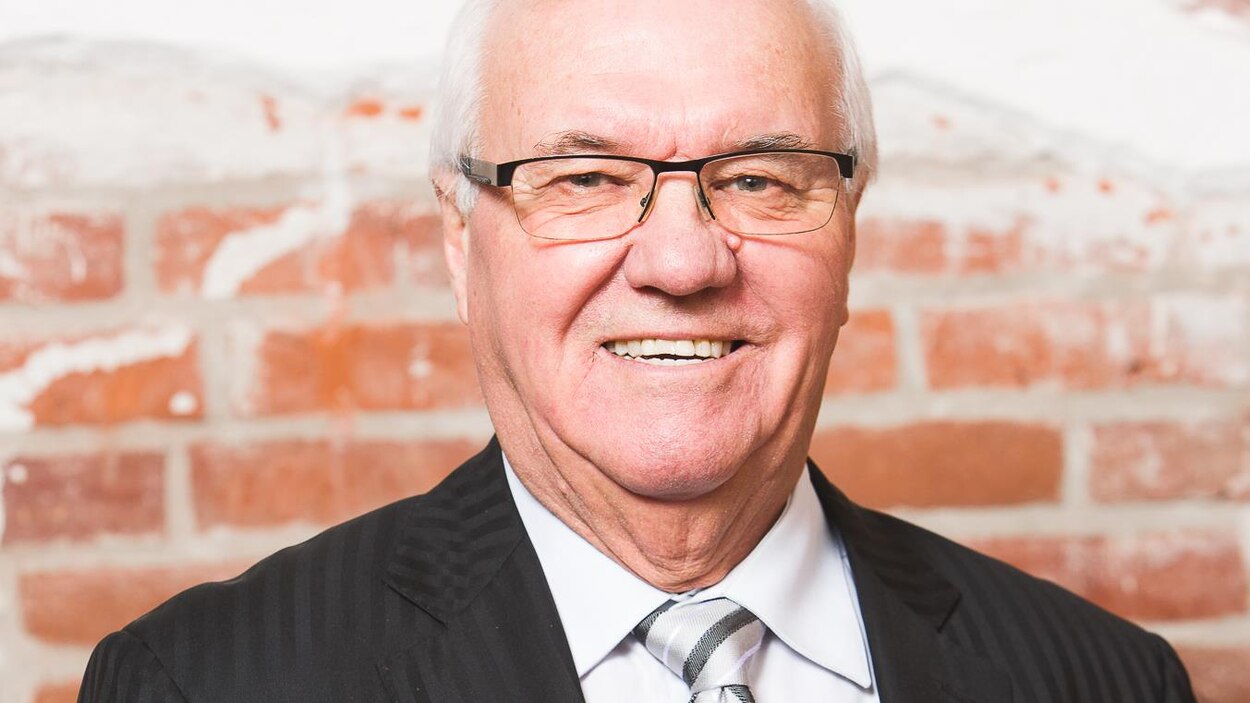 Raymond Poirier reçoit le prix Boréal 2019 | Radio-Canada