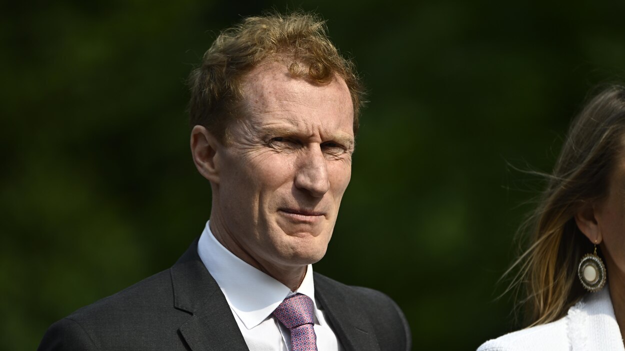 Marc Miller shuffled from Crown-Indigenous Relations portfolio | Radio ...