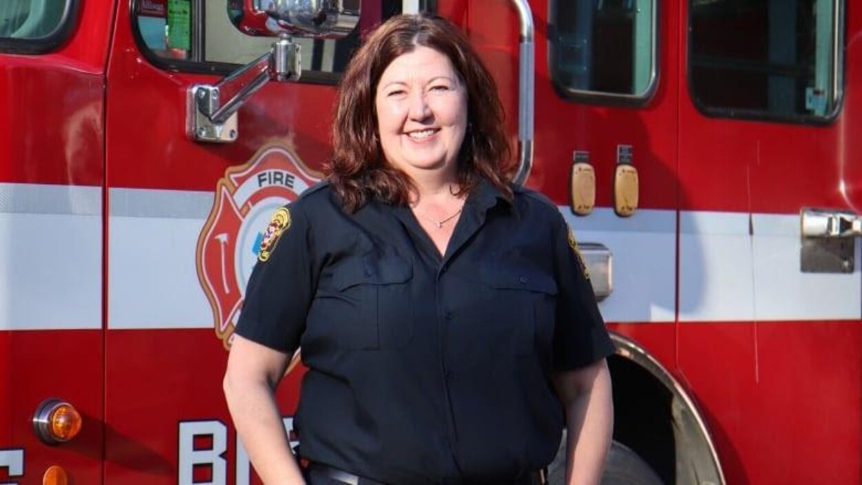 La première pompière de Brandon prend sa retraite après 28 ans de ...