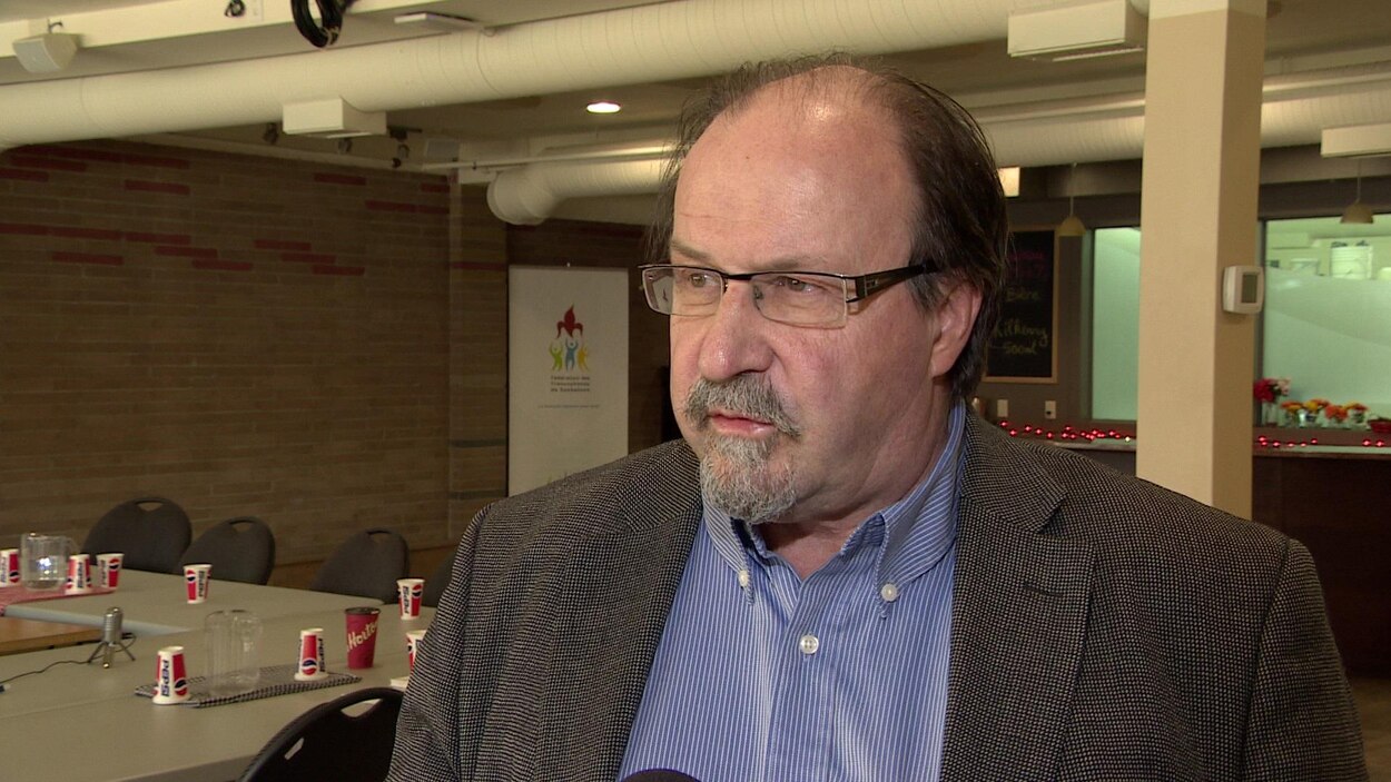 Roger Gauthier tire sa révérence en bonne compagnie | Radio-Canada