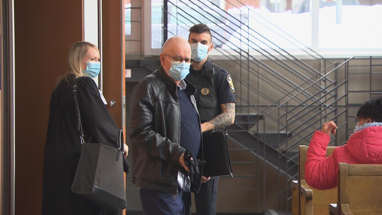 Début d’un procès pour de multiples agressions sexuelles sur une ...