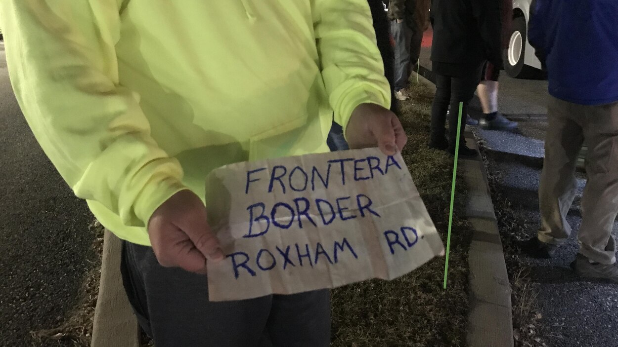 U.S. border agents give rides to Quebec-bound migrants as side hustle ...