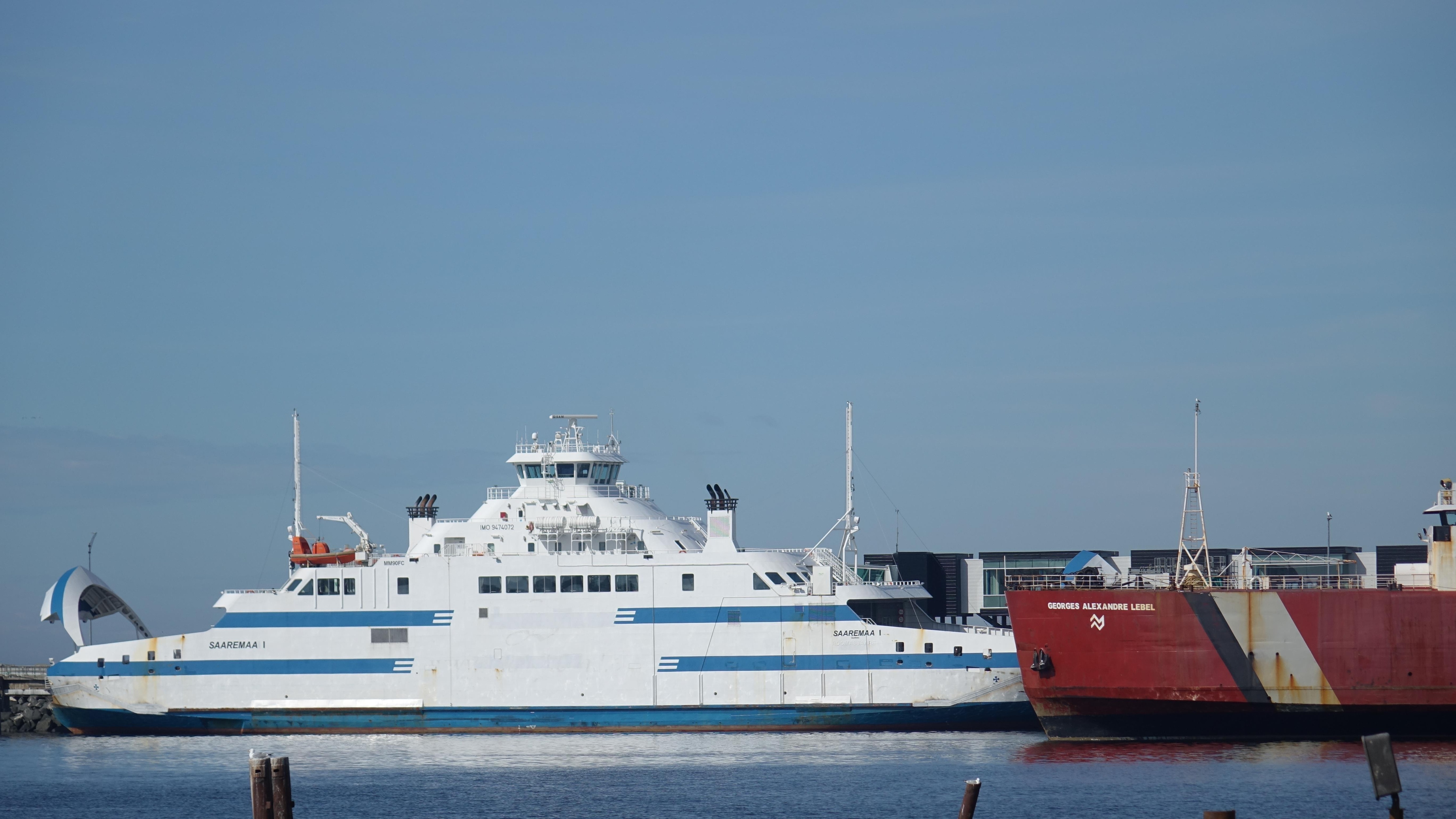 Première traversée du traversier Saaremaa | OHdio | Radio-Canada