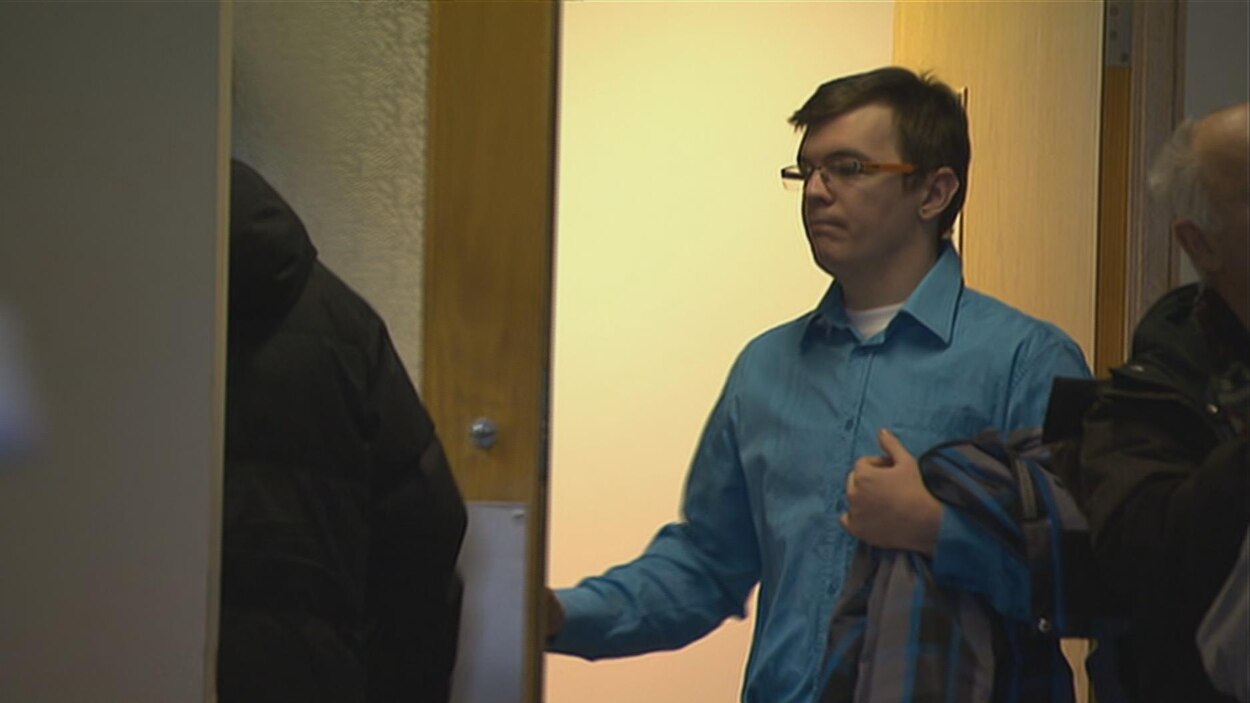 Sébastien Tremblay écope de deux ans de prison pour attouchements ...
