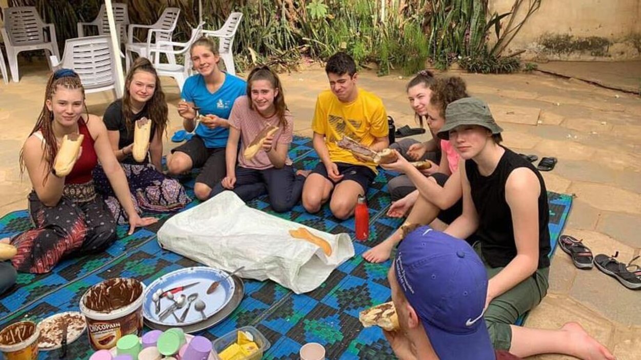 Le difficile retour des Canadiens en mission humanitaire | Radio-Canada