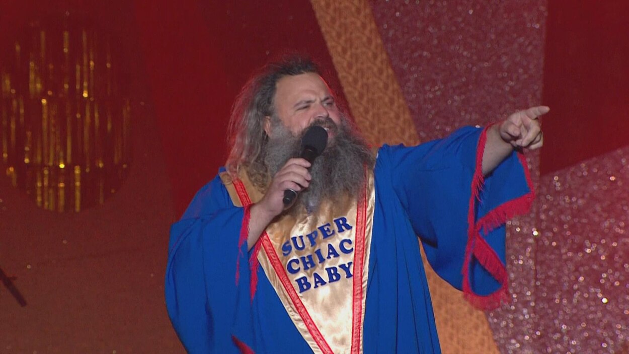 Serge Brideau explique son doigt d’honneur durant le spectacle du 15 ...