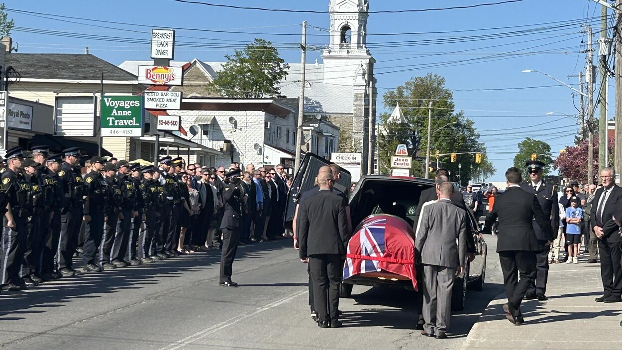 Mort du sergent Eric Mueller : « C’est difficile de faire le deuil ...