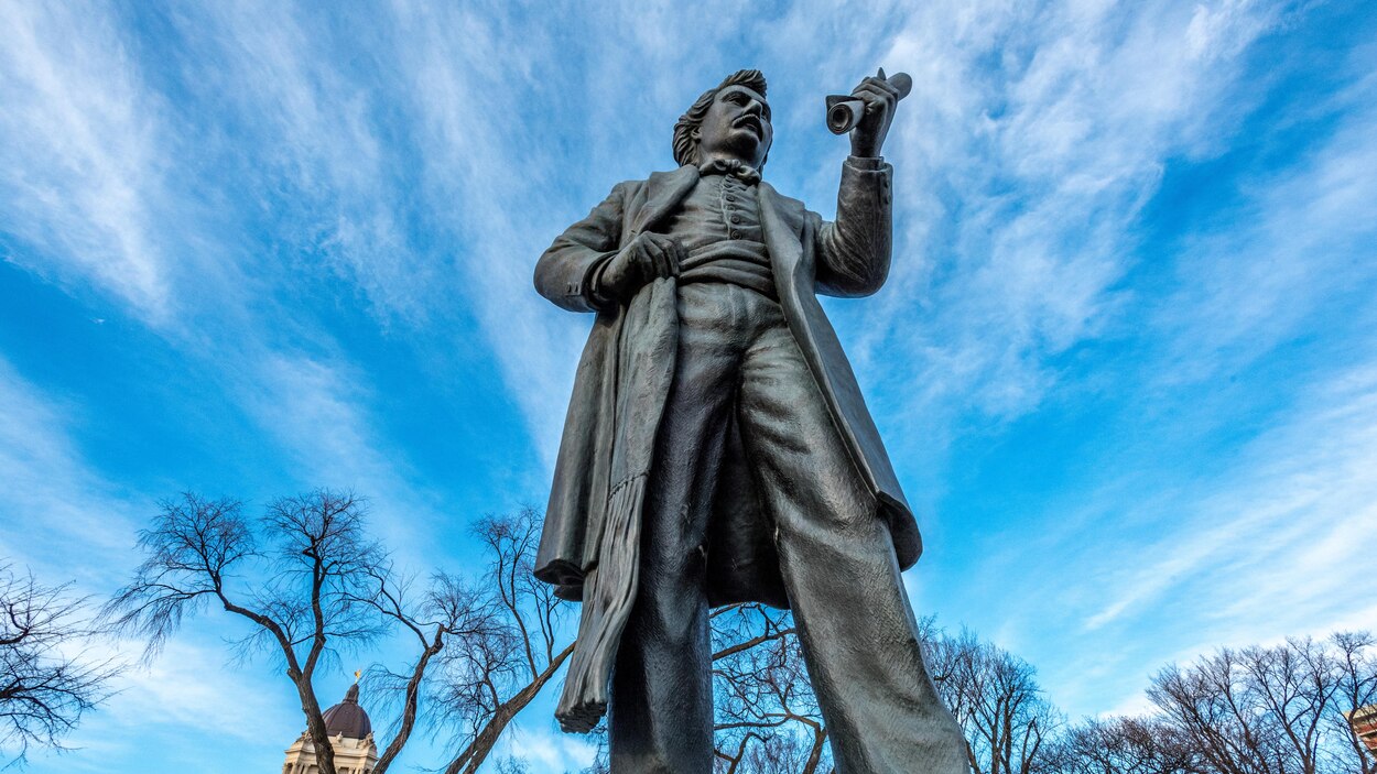 Mettre le portrait de Louis Riel sur les pièces de monnaie, une idée ...