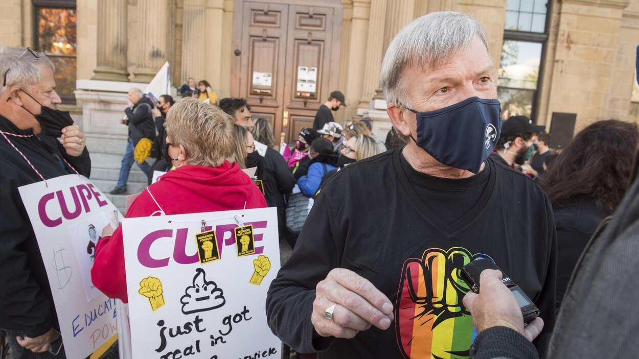 Premier says there’s a ’path forward’ for CUPE to end strike | Radio ...