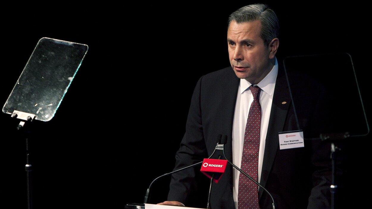 Changement à la haute direction de Rogers : Tony Staffieri succède à ...
