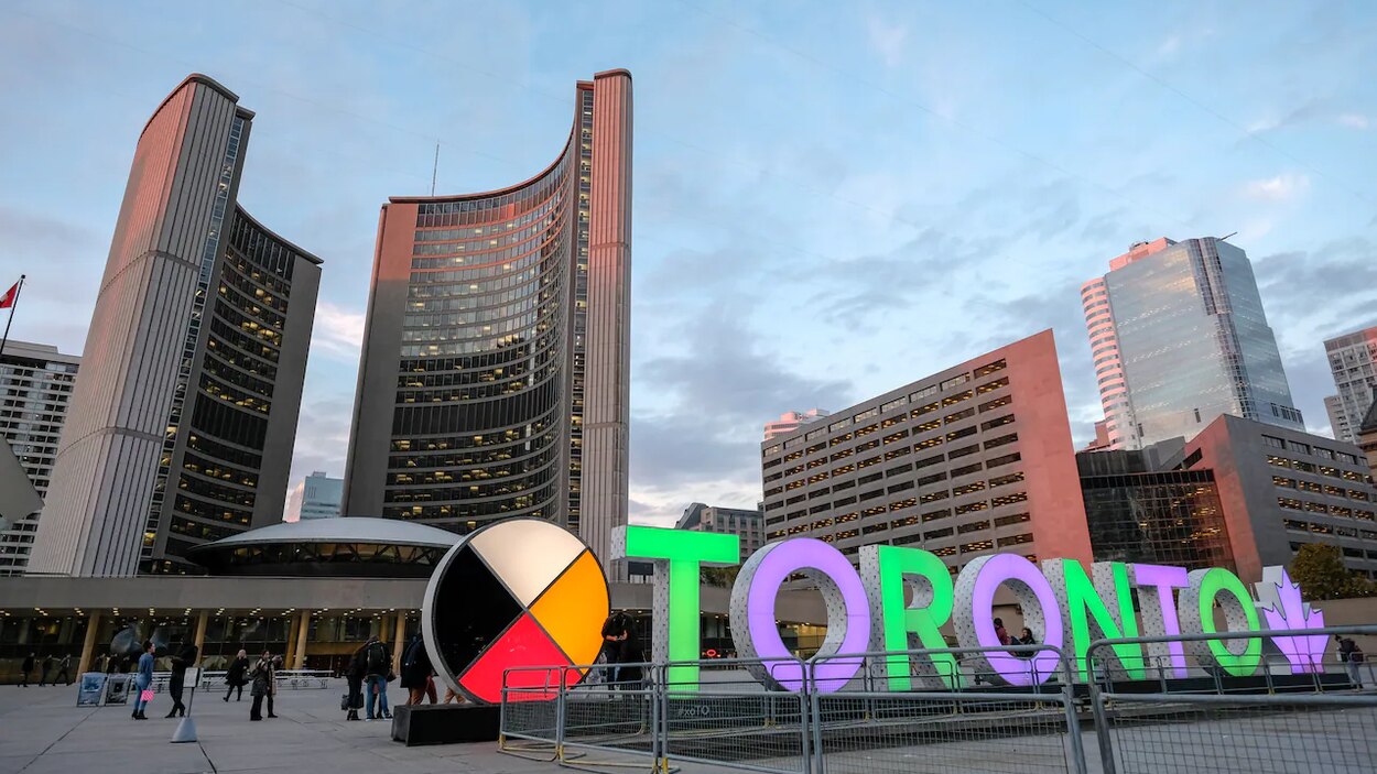 Toronto sinipa ang 461 employees dahil ’di sumunod sa COVID-19 vaccine ...