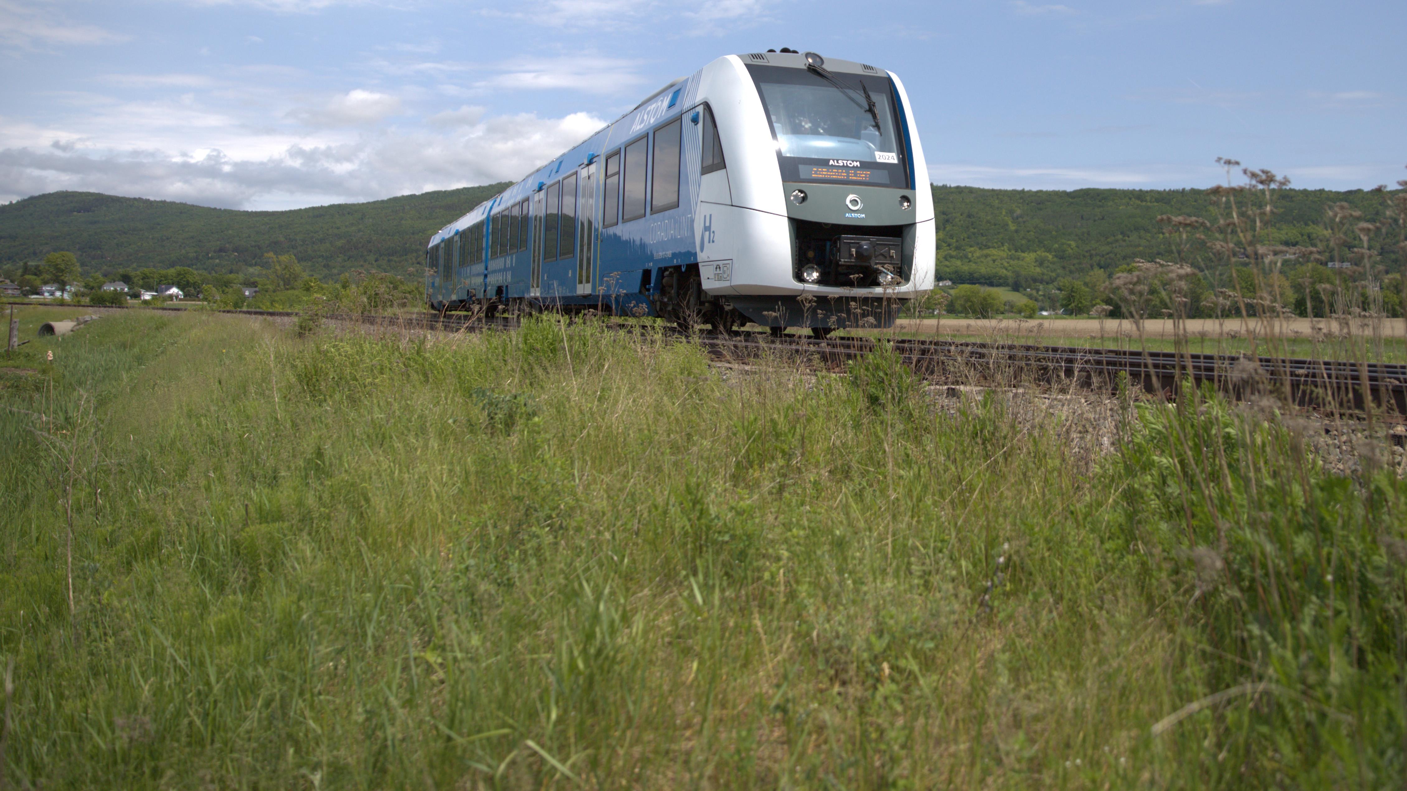 Comment fonctionne le premier train à hydrogène en Amérique | Radio ...