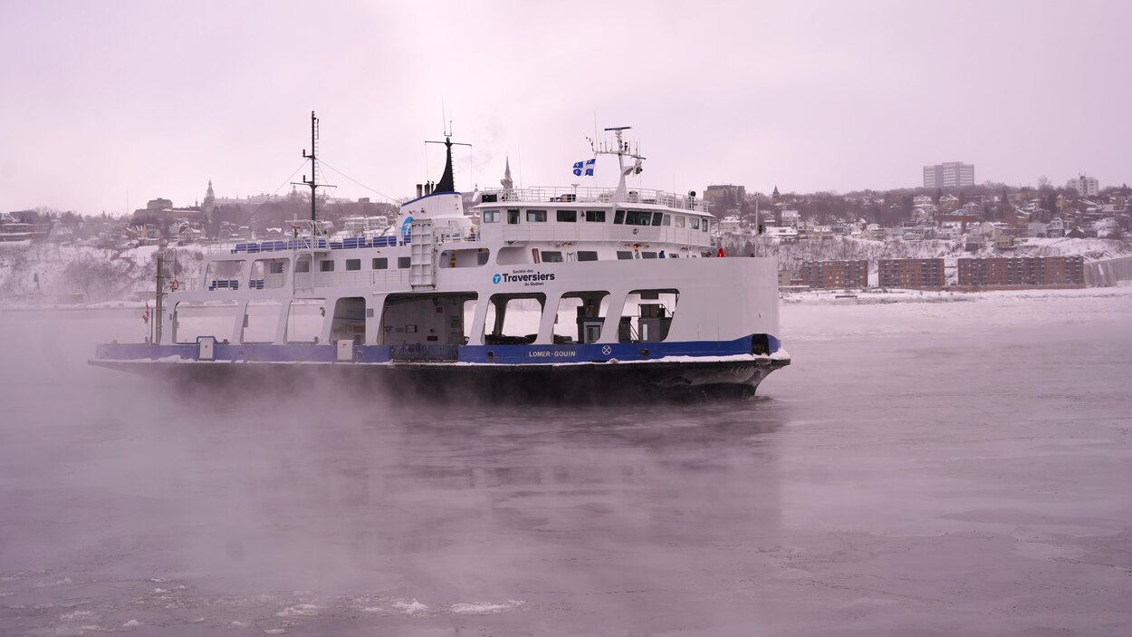 Reprise du service de traversier entre Québec et Lévis | Radio-Canada