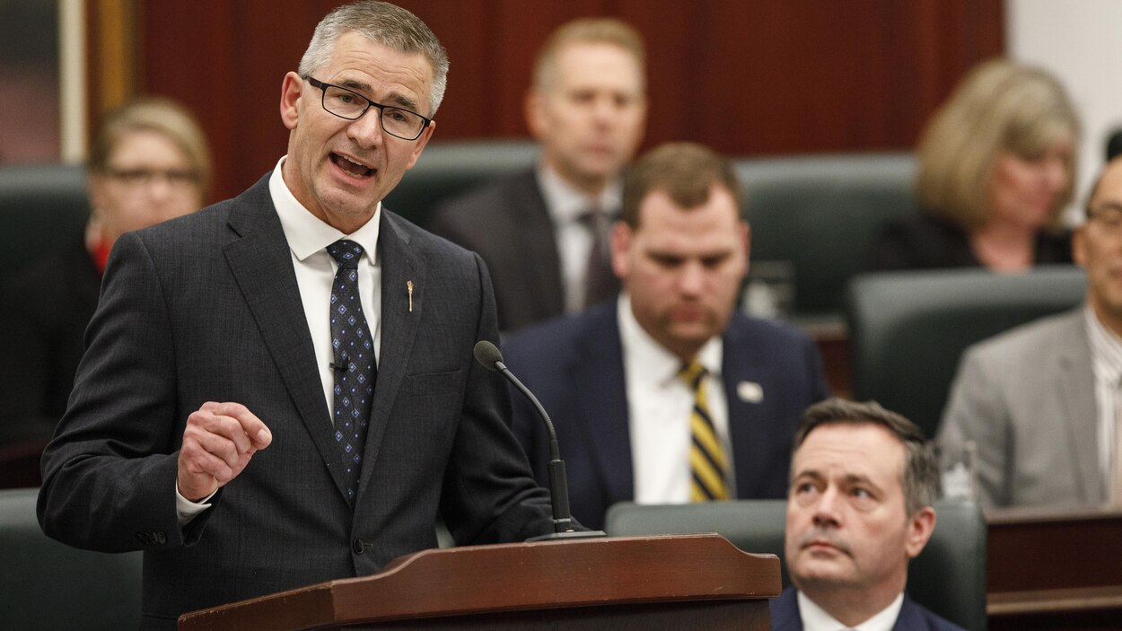 Travis Toews se lance dans la course à la succession de Jason Kenney ...