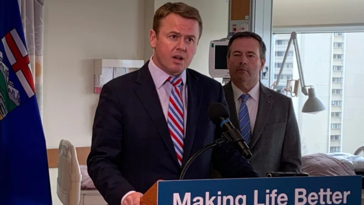Tyler Shandro n’est plus ministre de la Santé | Radio-Canada