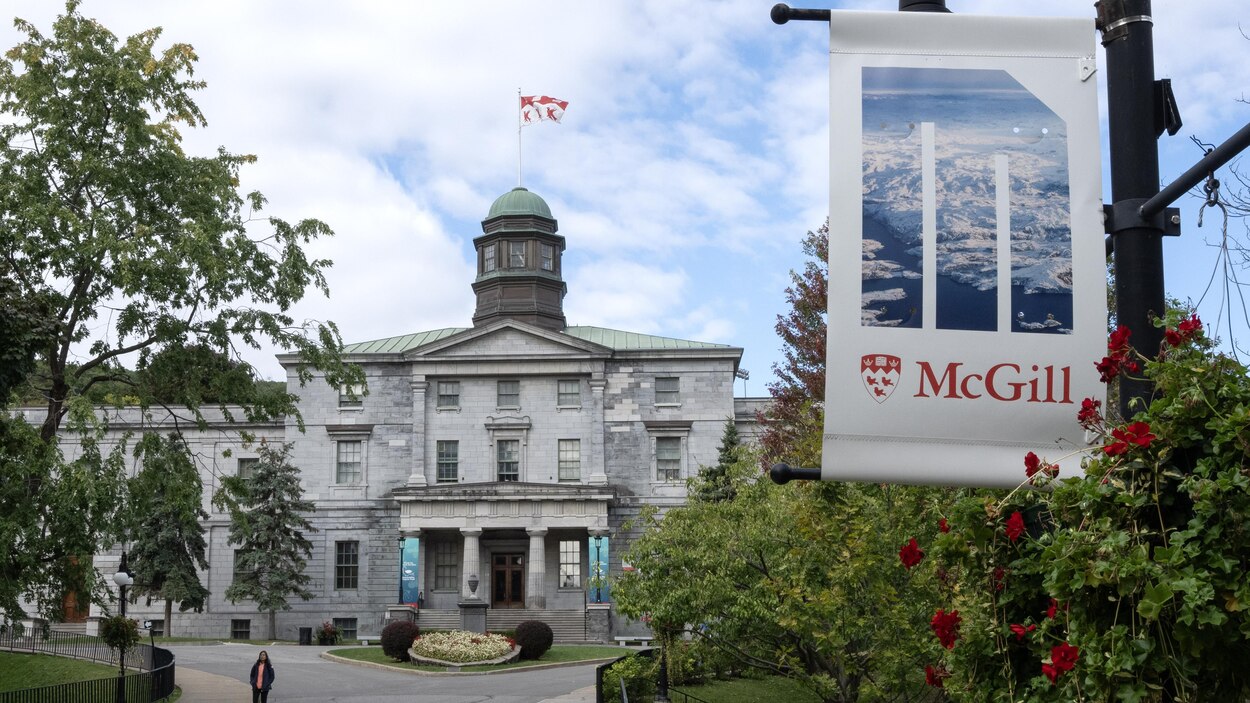 Quebec reduces tuition hike for out-of-province students, adds ...