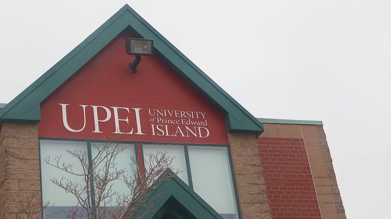 Grève à UPEI : l’Université propose aux professeurs de reprendre les ...