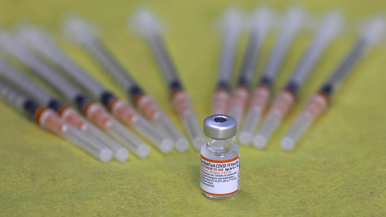 Health Canada inaprubahan ang bagong bivalent COVID-19 vaccine ng ...