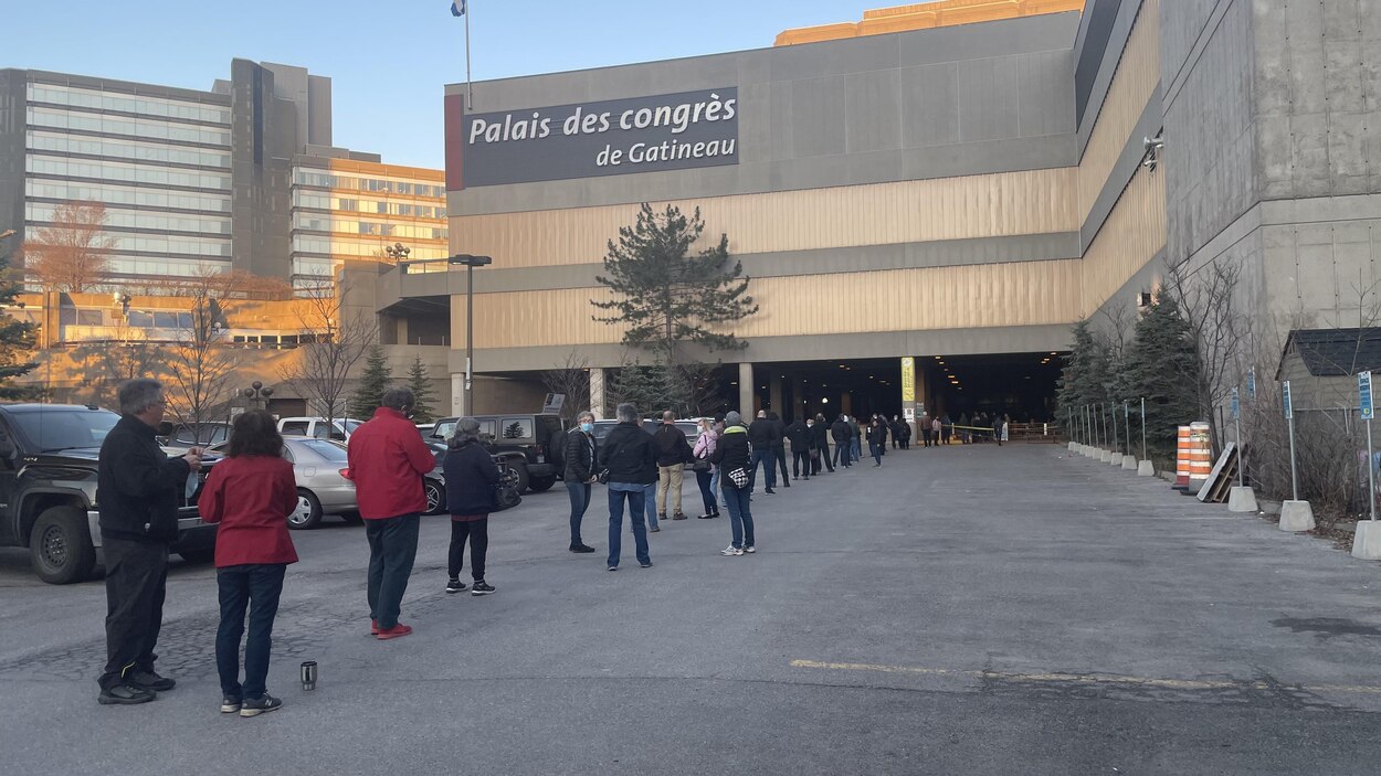 Les coupons pour le vaccin d'AstraZeneca ont rapidement trouvé preneurs ...