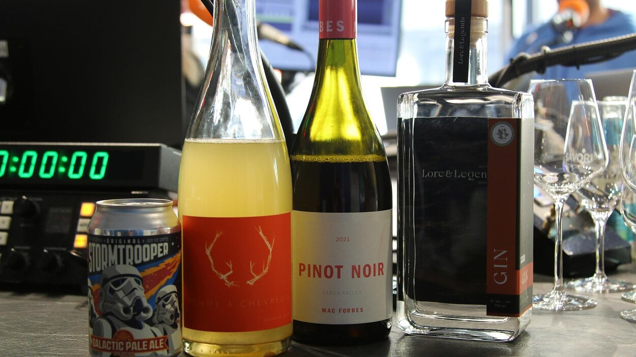 Quatre bouteilles pour « couronner » son week-end | Radio-Canada