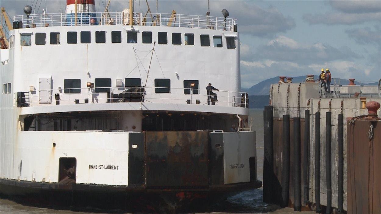 Traversier : près de 700 M$ pour maintenir le service à Rivière-du-Loup ...