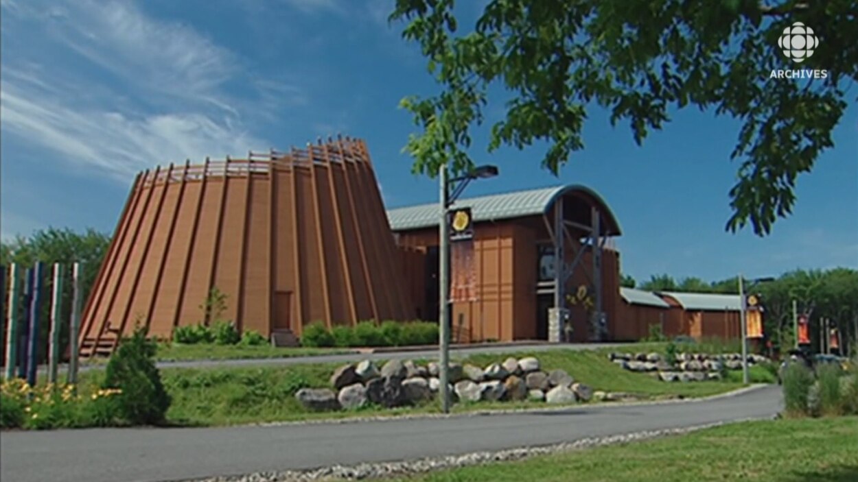 L’Hôtel-Musée des Premières Nations à Wendake, entre tradition et ...