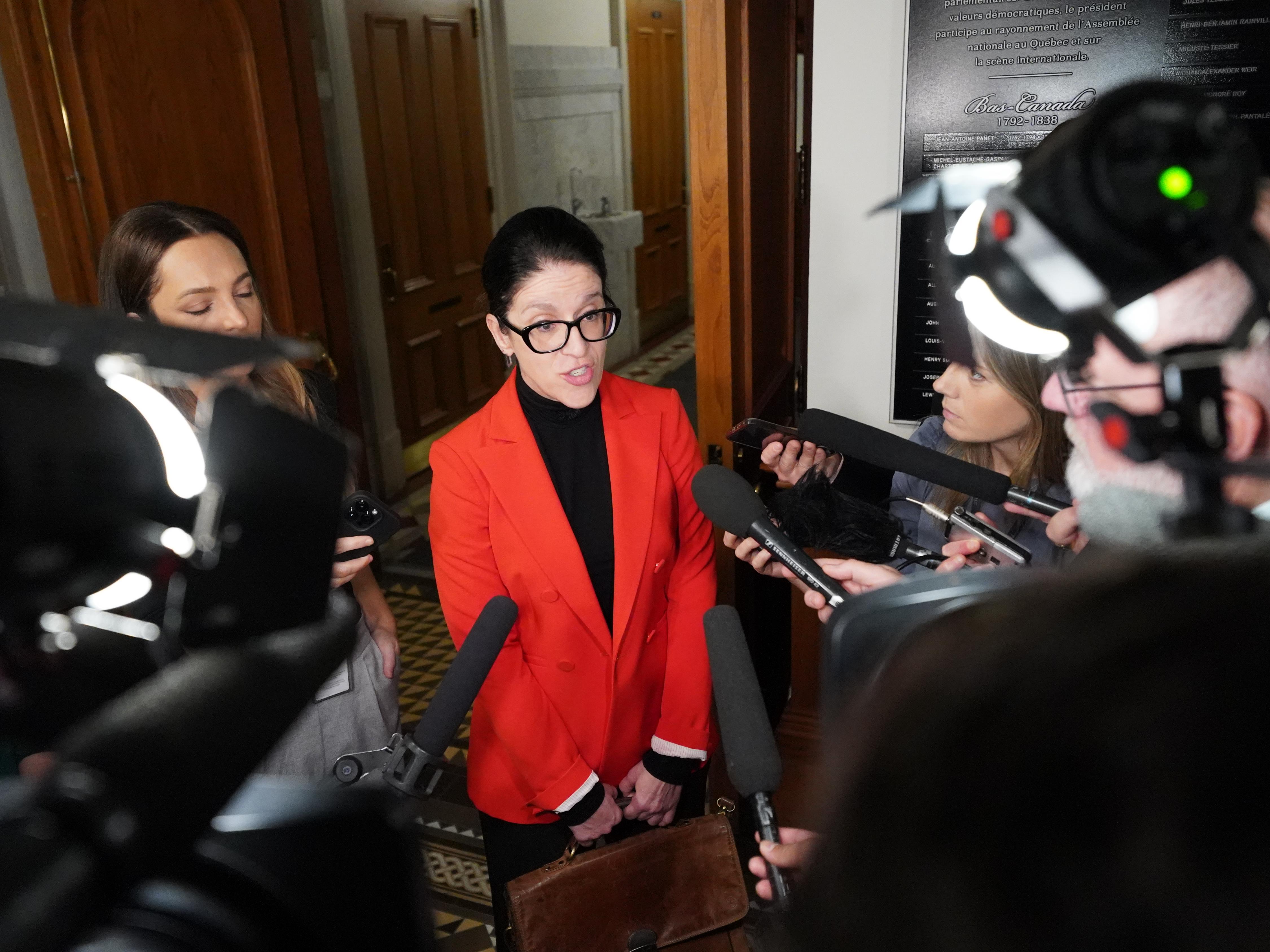 « Je mets de l’eau dans mon vin depuis le début », dit Sonia LeBel ...