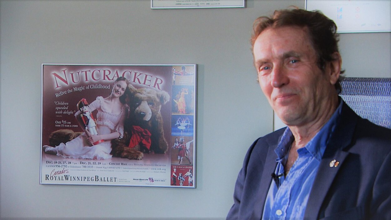 André Lewis reçoit l’Ordre du Manitoba, un prix « qui fait la ...