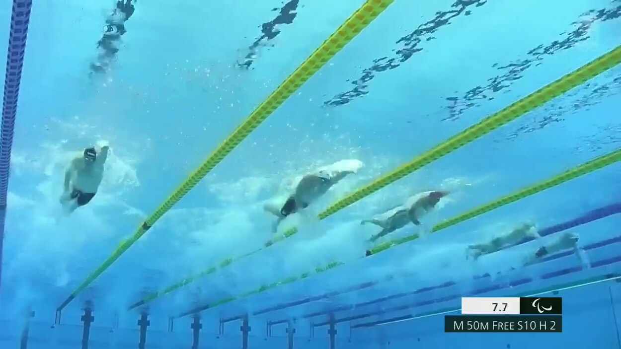 La course d'Alexander Elliot | Radio-Canada