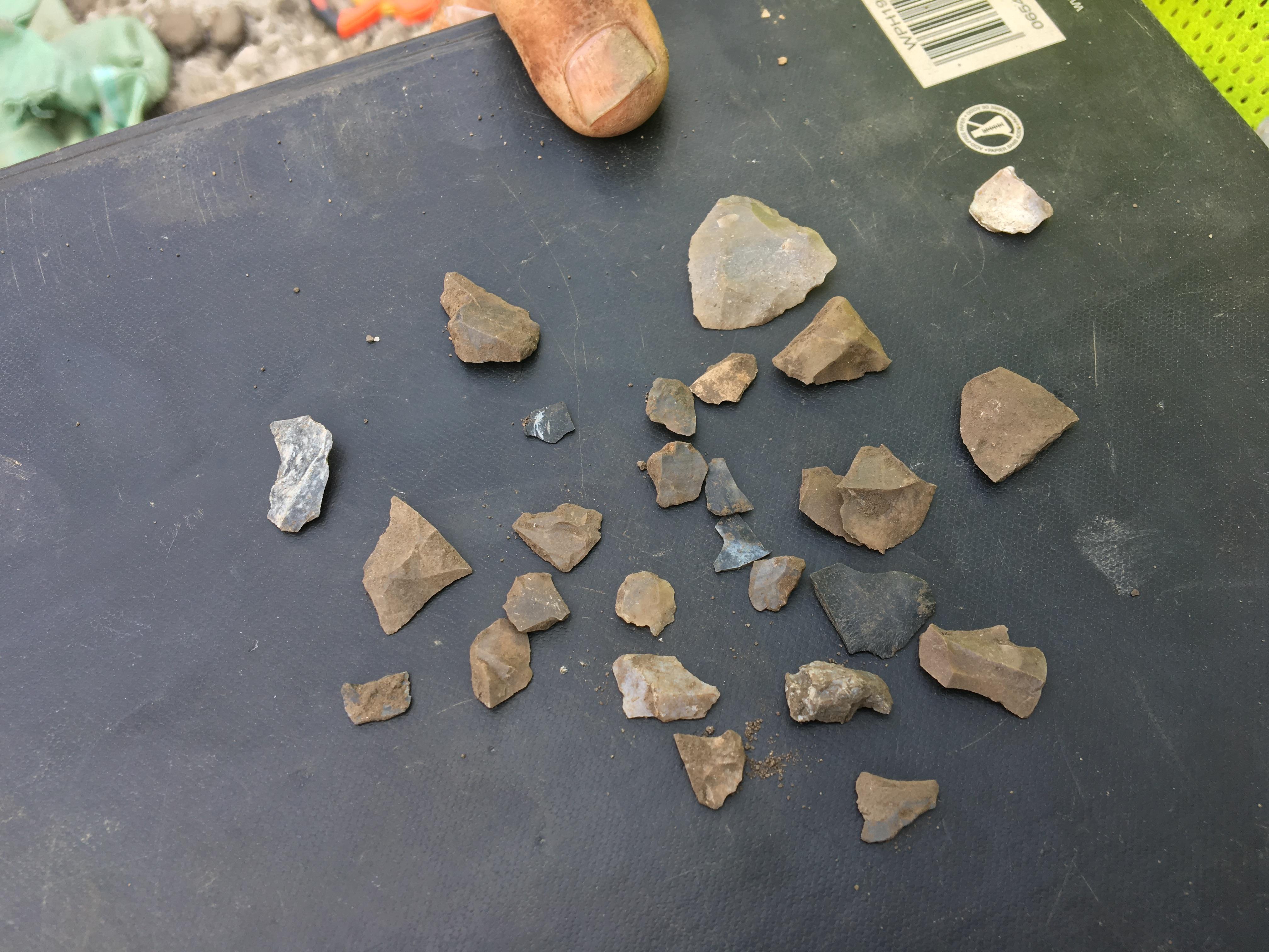 Des artefacts autochtones découverts sur un chantier à Windsor | Radio ...