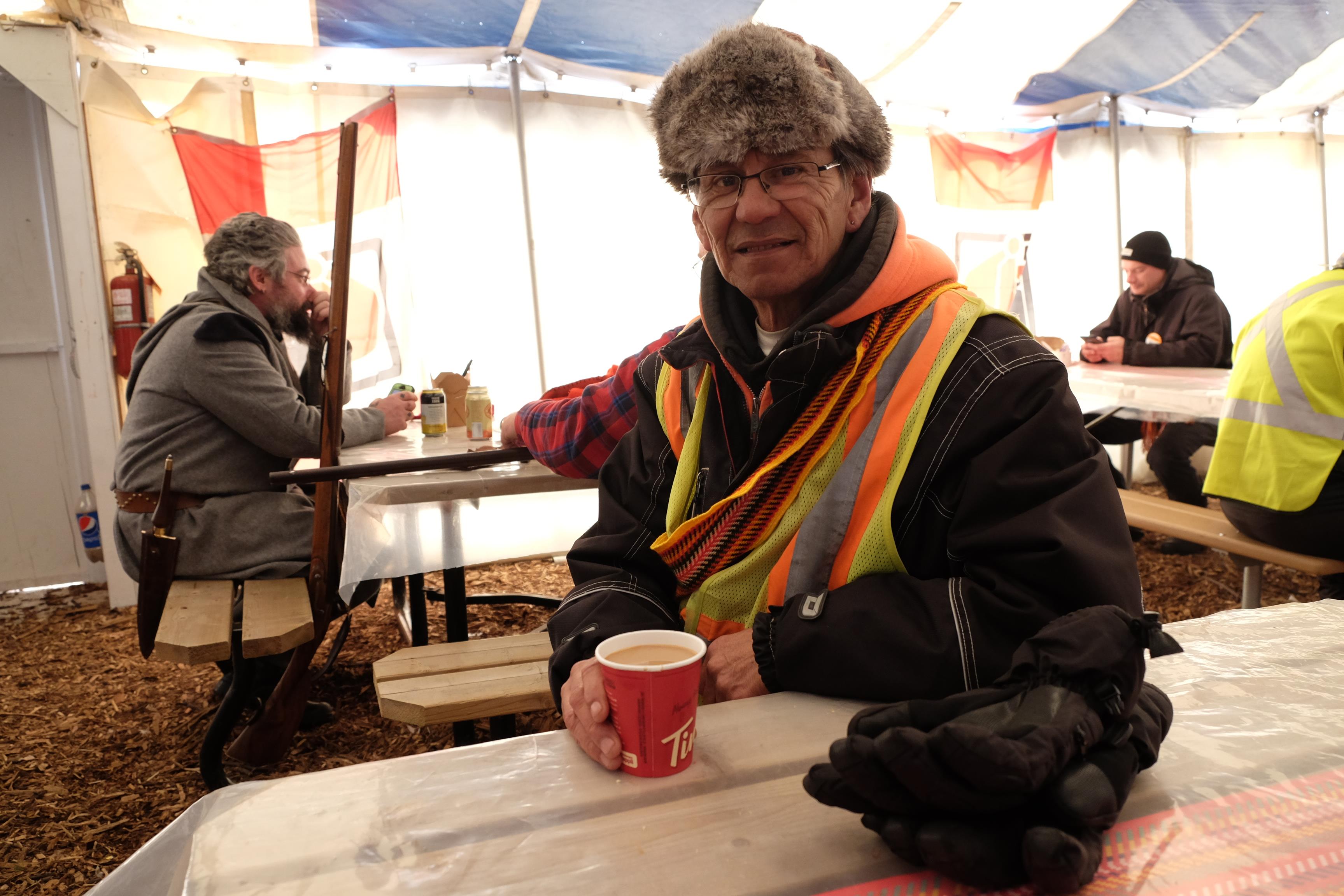 Les bénévoles, gardiens du Festival du Voyageur | Radio-Canada.ca