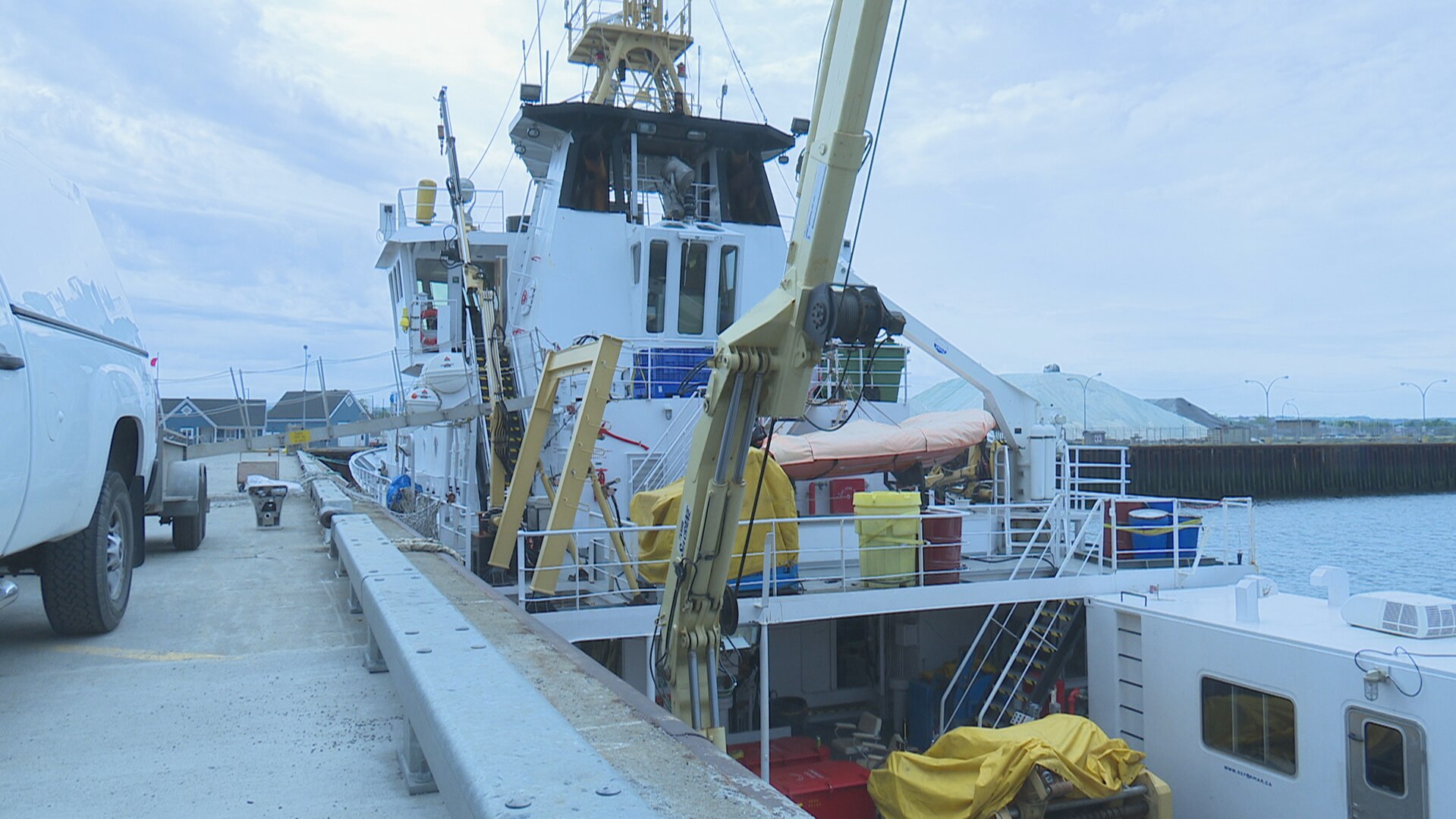 Treize scientifiques partent étudier le Saint-Laurent sur le Coriolis ...