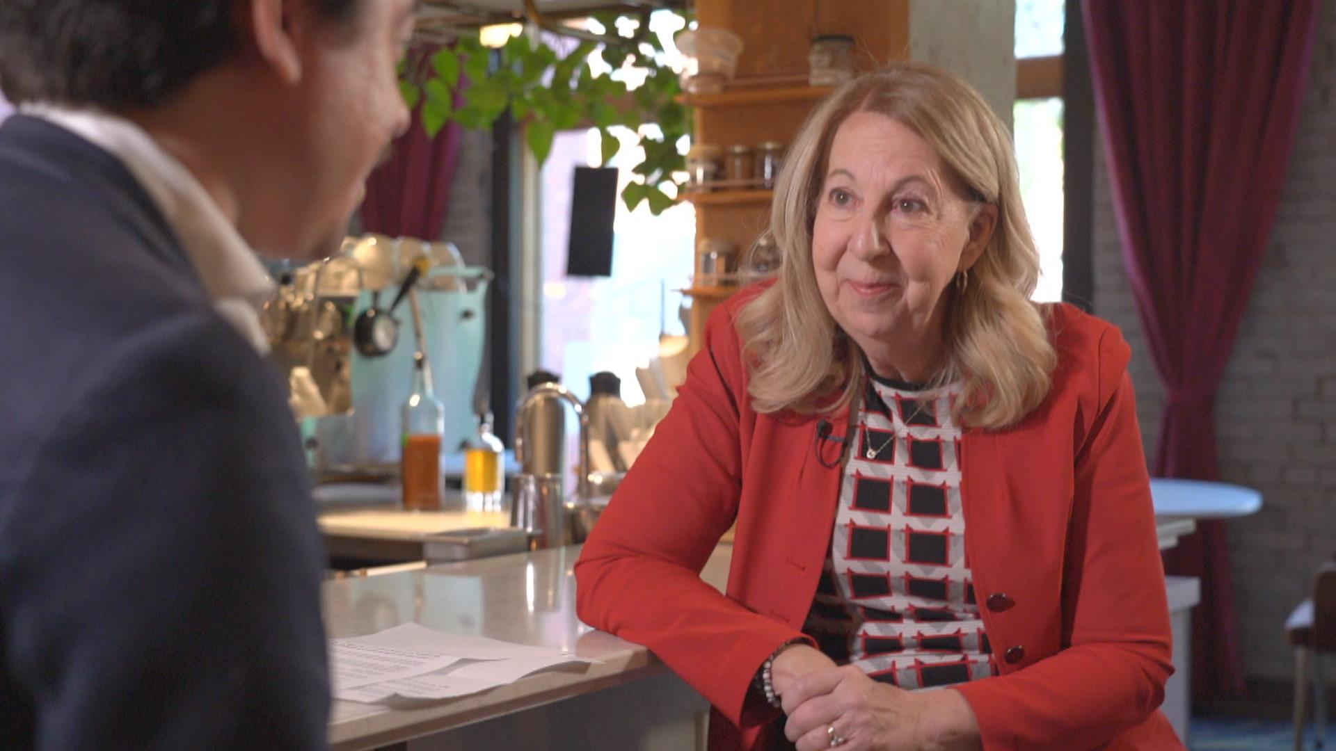 La juge Mary Moreau en entrevue | Le téléjournal Alberta