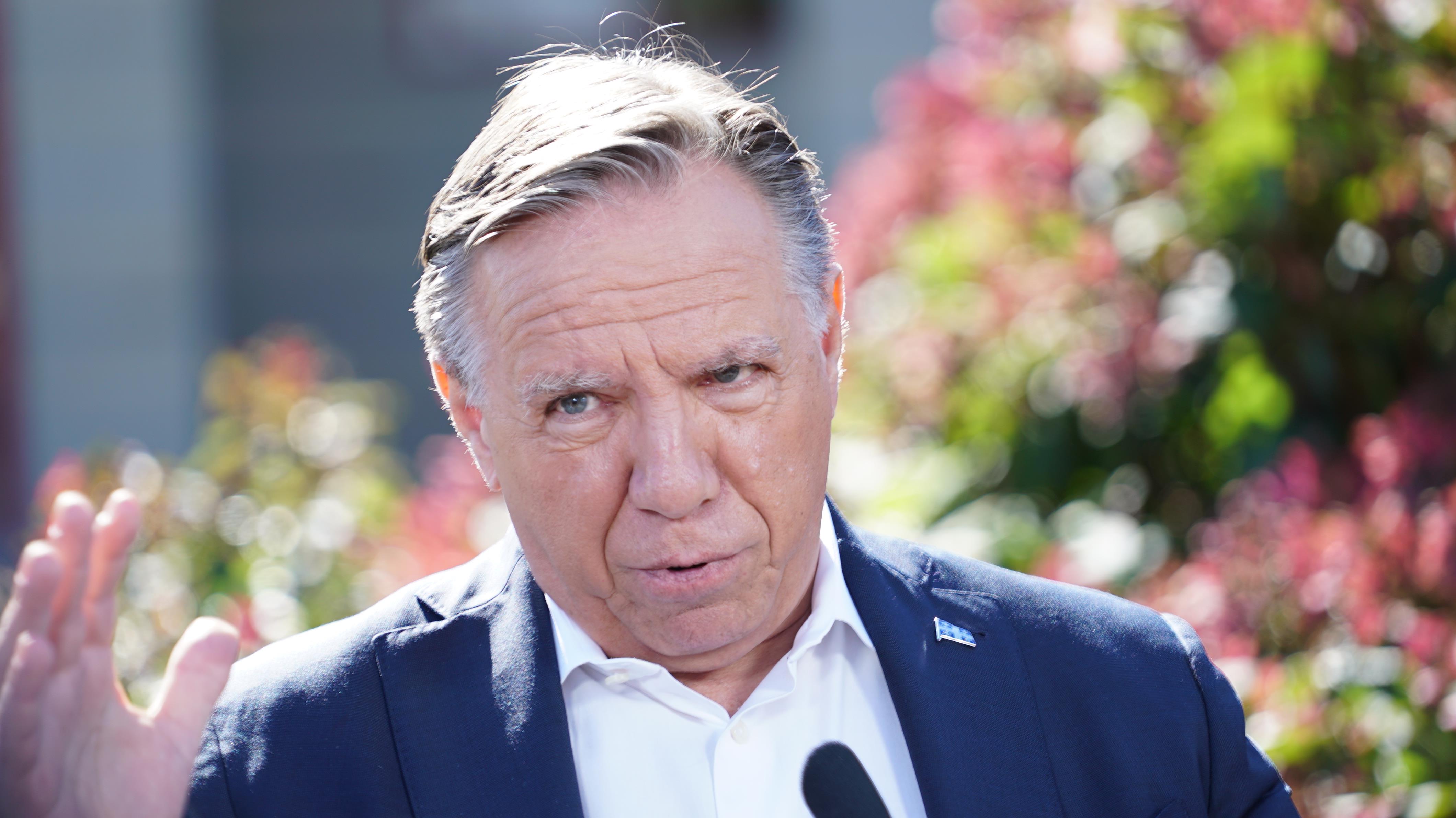 Jean Boulet se confond en excuses pour ses propos au sujet de l ...