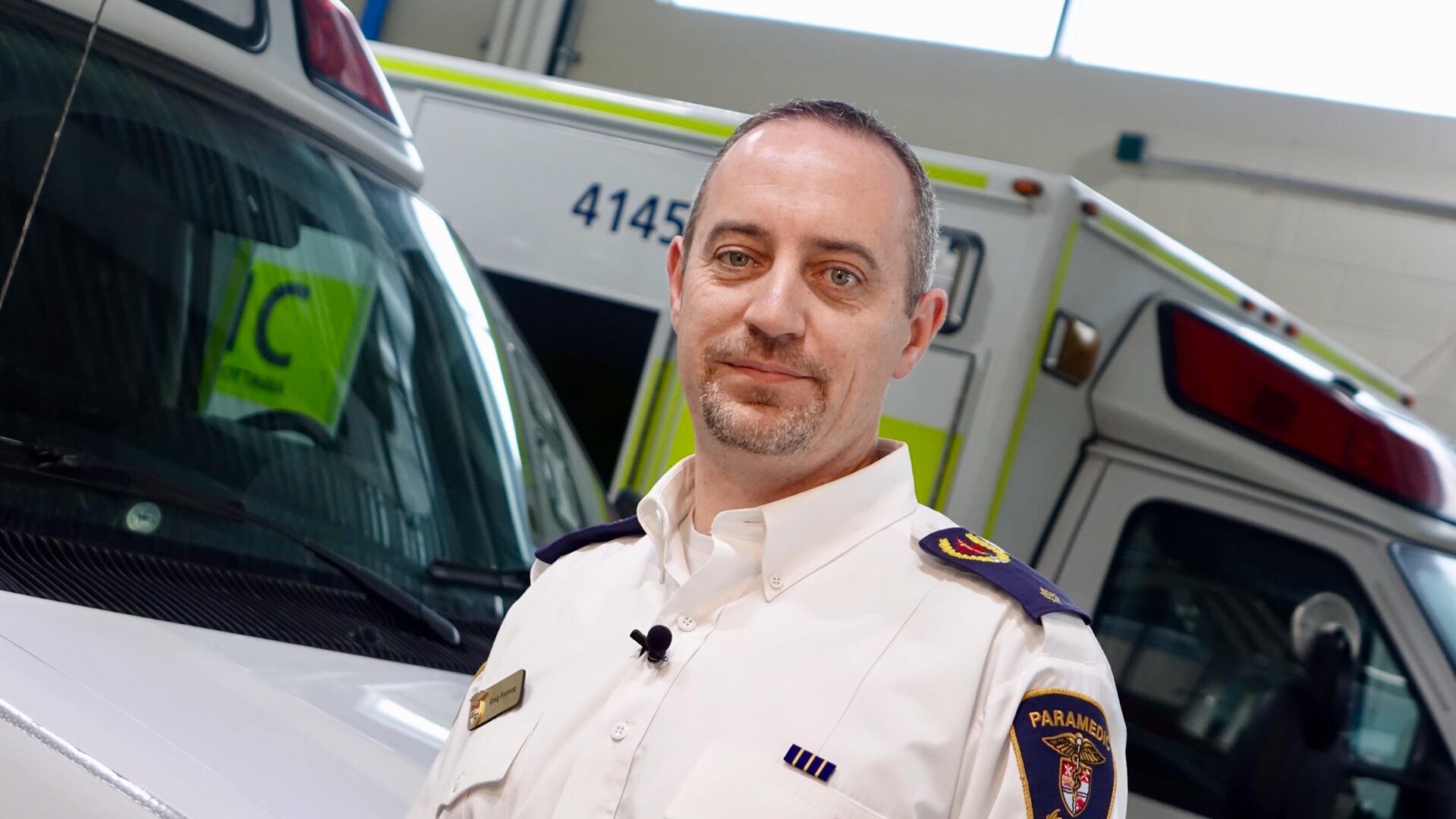 Des écrans pour améliorer les services ambulanciers à Ottawa | Radio ...