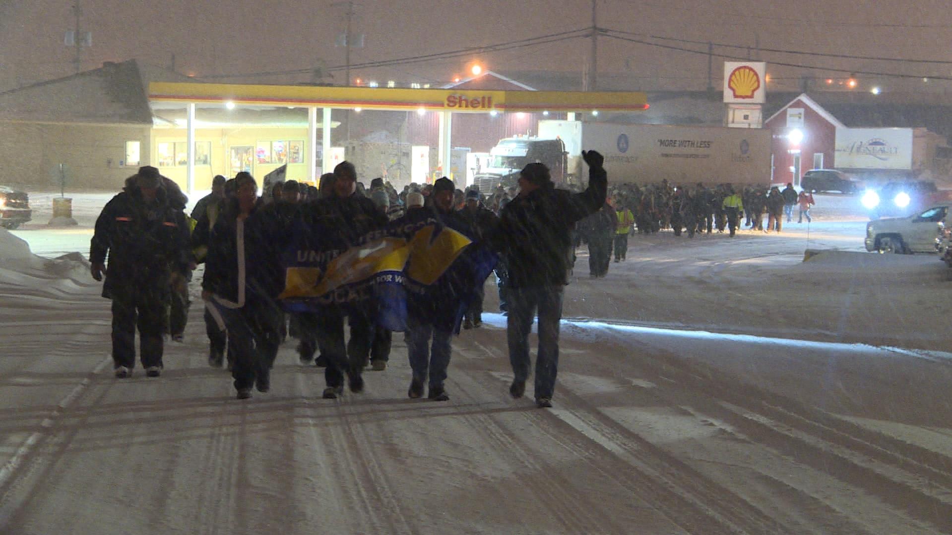 Les travailleurs d’IOC en grève rejettent l’entente de principe | Radio ...