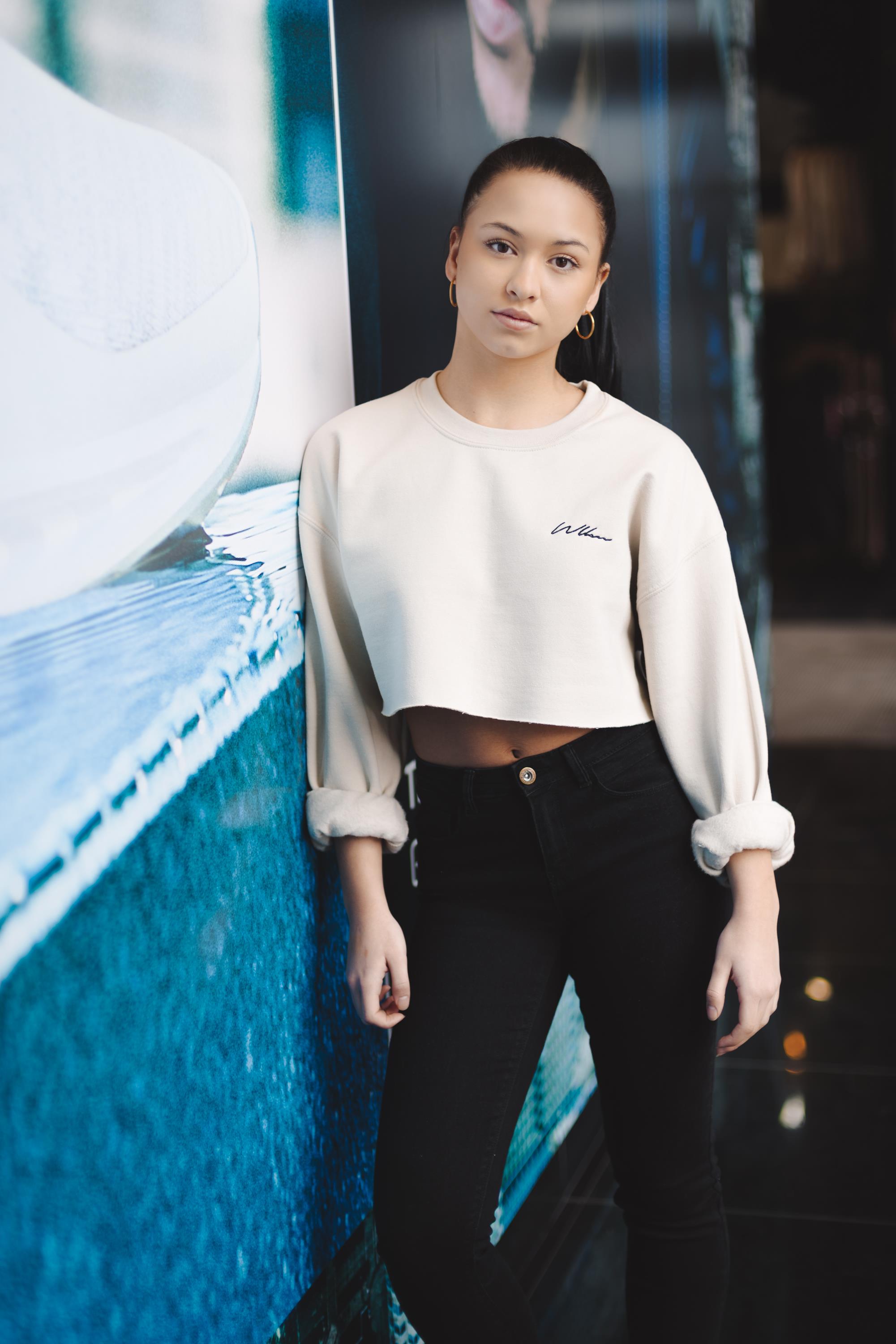 Une jeune Lévisienne ambassadrice du concours Hit The Floor ! | Radio ...