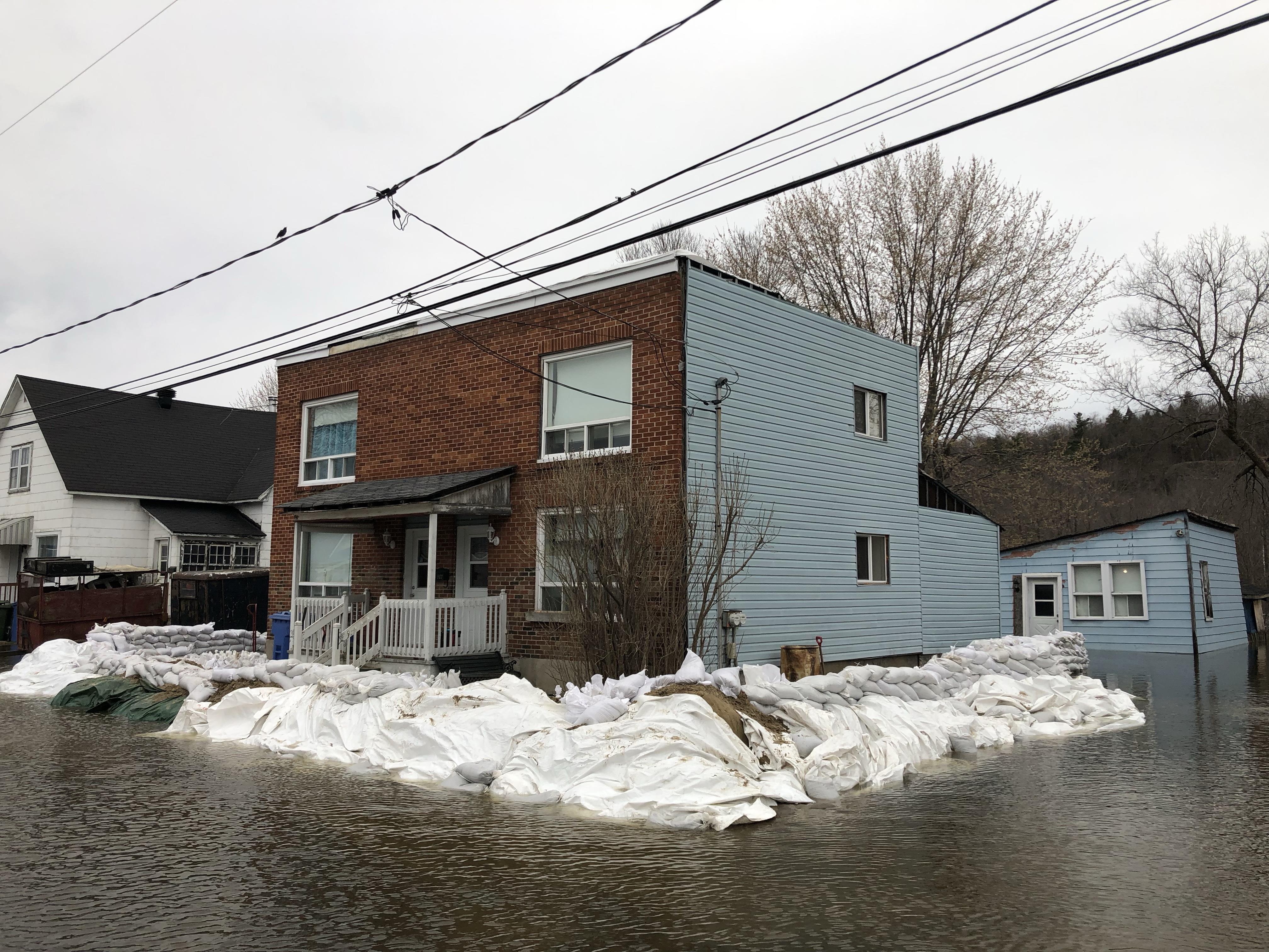 Rigaud, Pointe-Calumet, Laval : des mesures musclées pour protéger les ...
